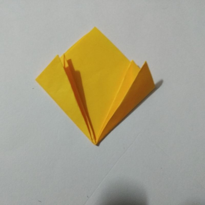 Easy to make DIY Paper Flowers - SchoolMyKids