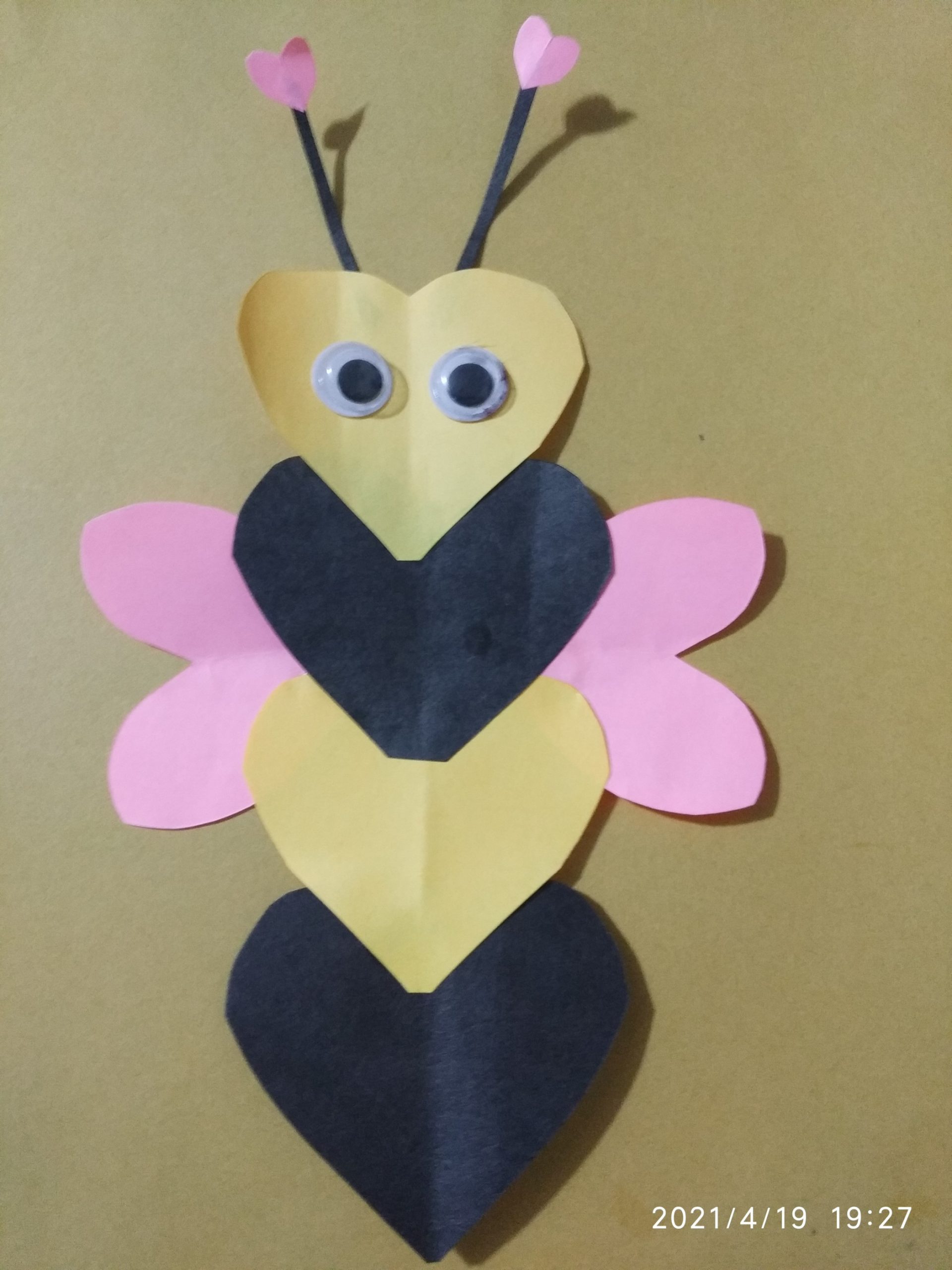 3D Honey Bee Paper Craft for kids - SchoolMyKids