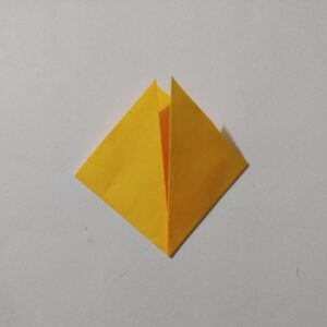 Easy to make DIY Paper Flowers | SchoolMyKids