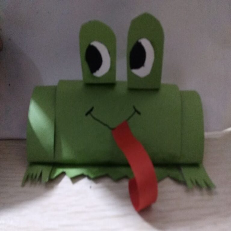 How to make Paper Jumping Frog – Easy Kids Origami | SchoolMyKids