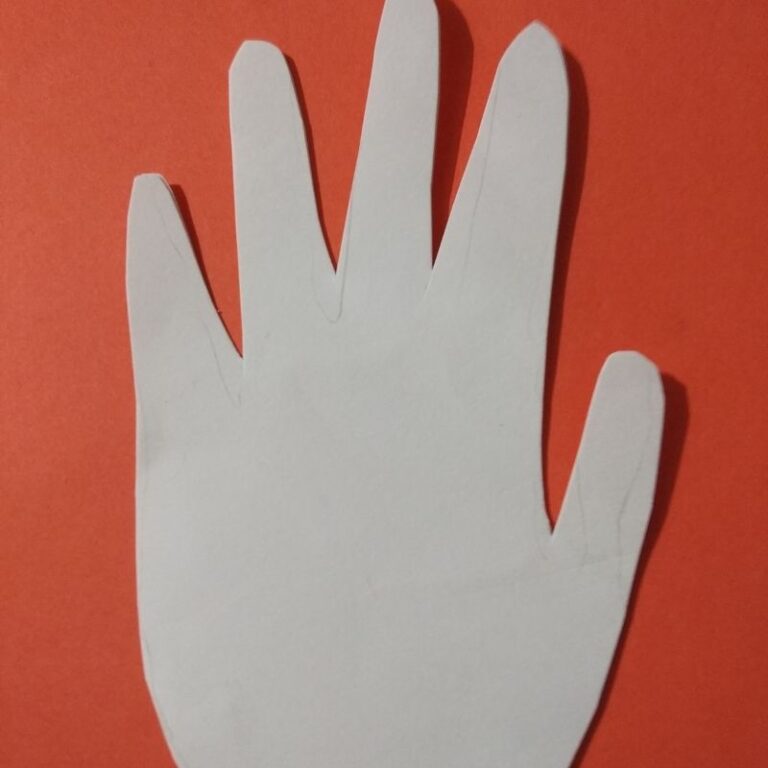 Handprint DIY Halloween Card – Halloween Crafts | SchoolMyKids