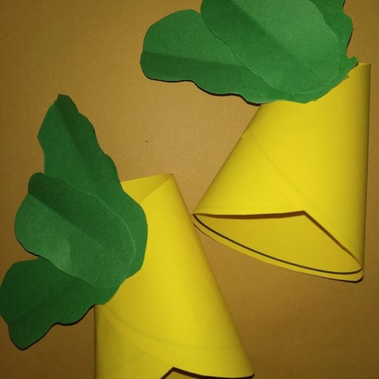 Make Amazing Paper Christmas Bells for Christmas | SchoolMyKids