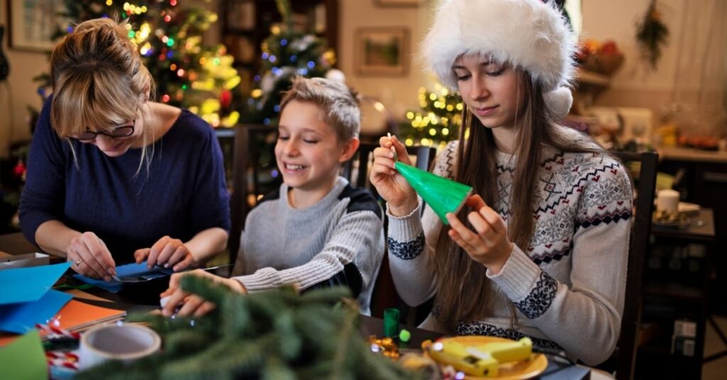 Popsicle Stick Santa Claus | SchoolMyKids