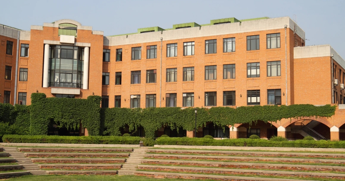 10 Most Beautiful School Campuses in India - SchoolMyKids